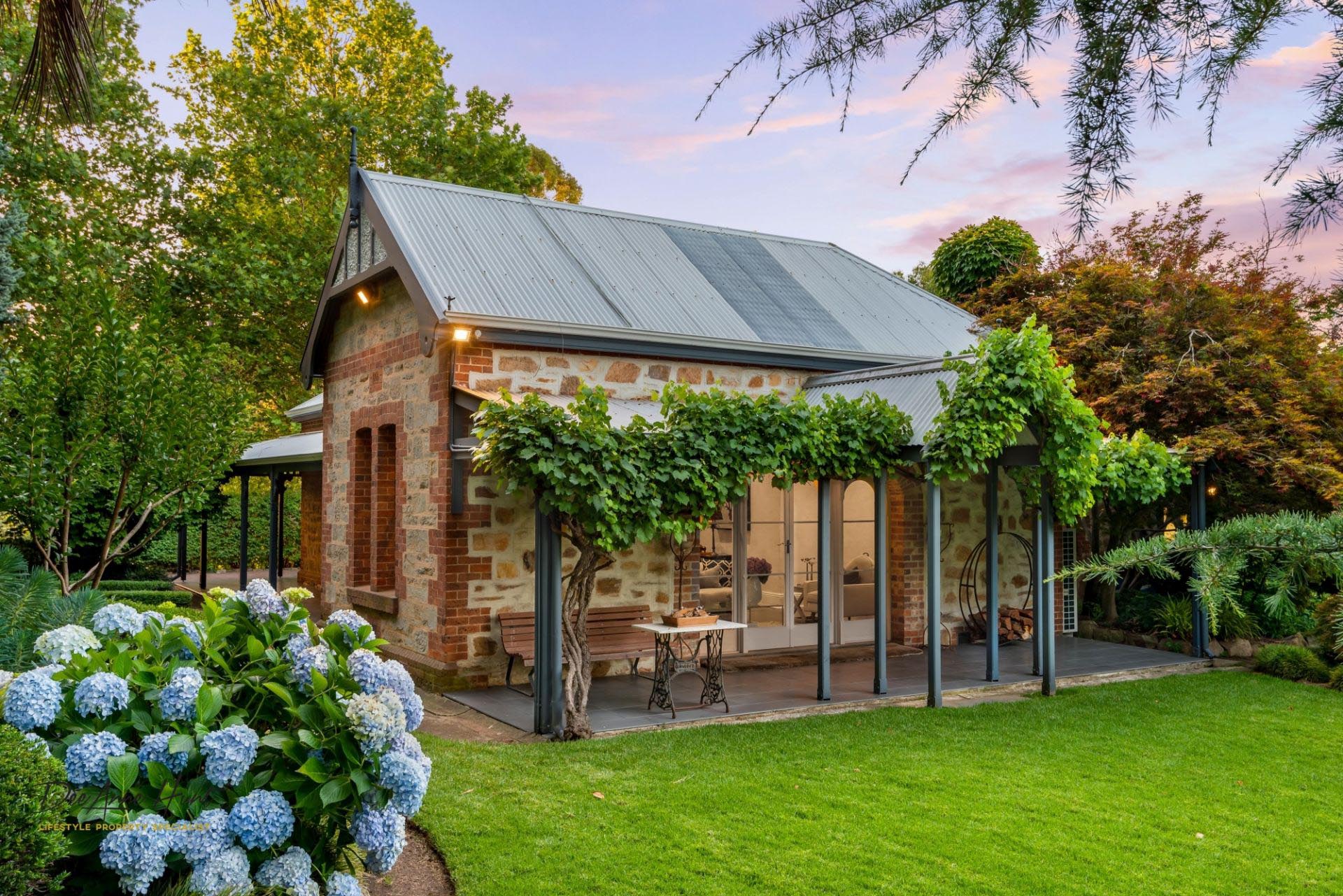 367 Mount Barker Rd Bridgewater - Dee-Anne Hunt