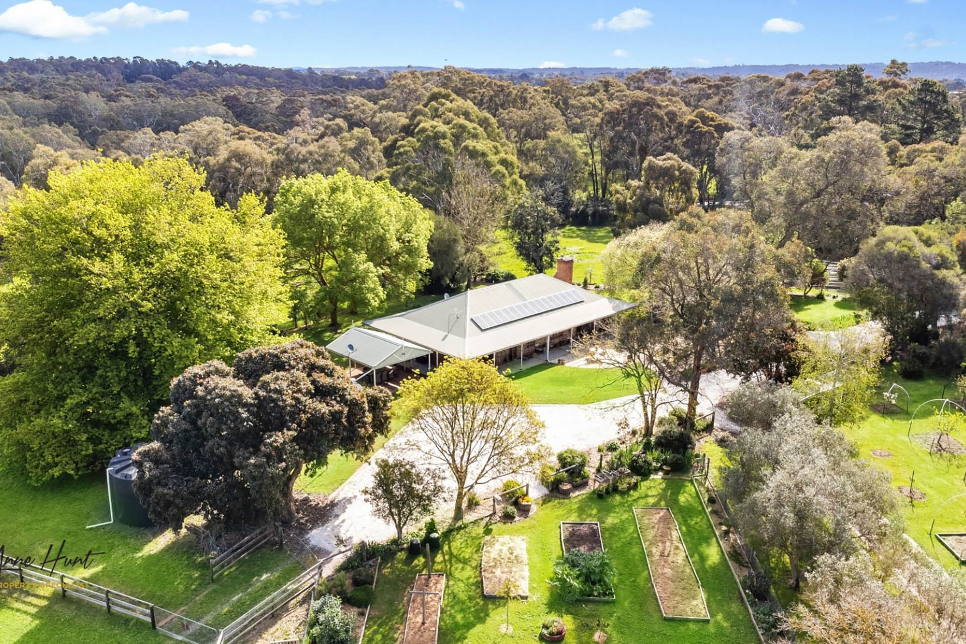 8 Oinns Road Echunga - Dee-Anne Hunt