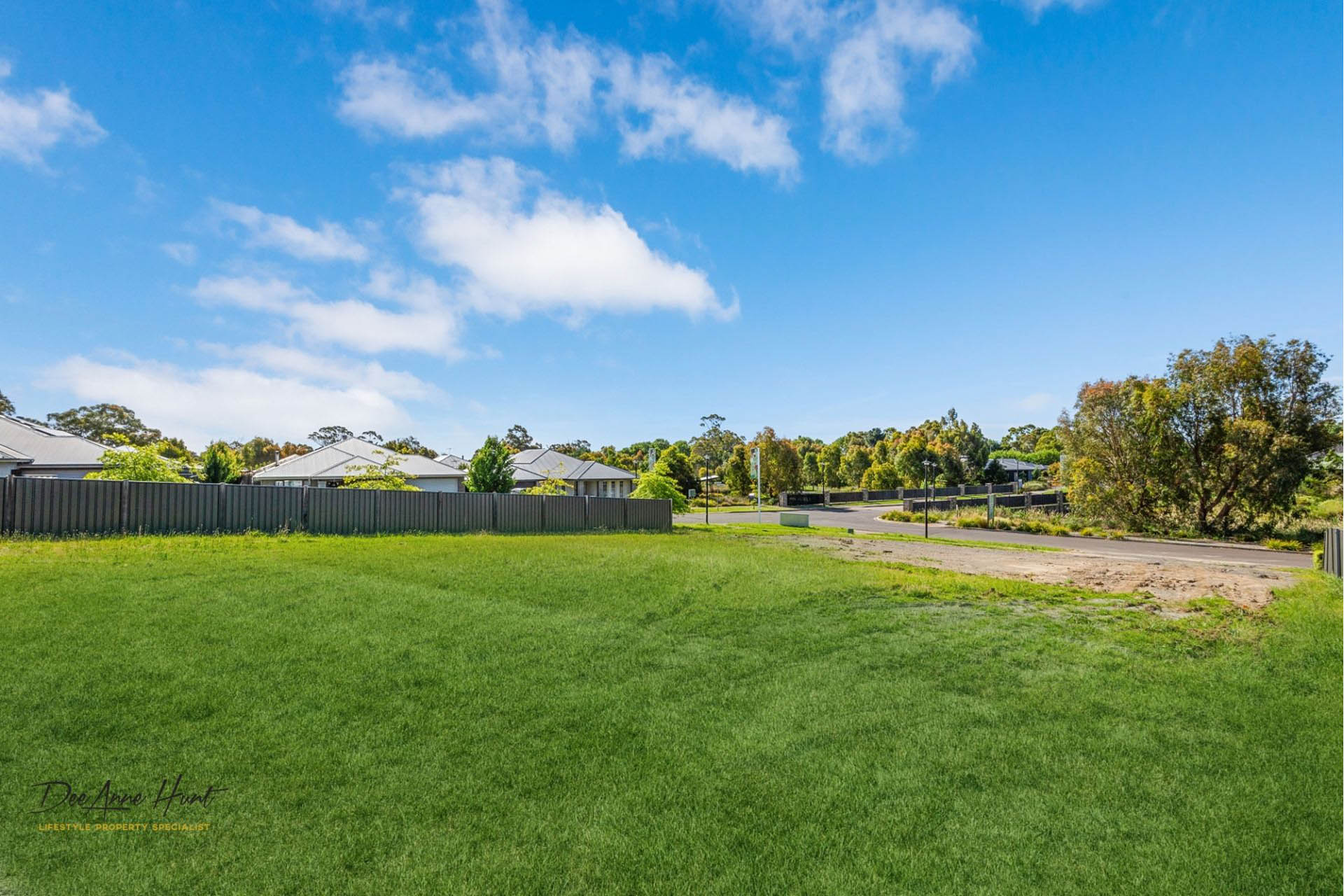 2 Harewood Grove Meadows - Dee-Anne Hunt